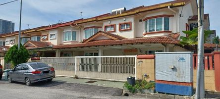 2 units of adjoined corner and intermediate 2 storey link house in ...