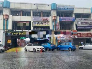 Mainroad Ground Floor Shop Usj 21 face Mainplace Mall Entrance for ...