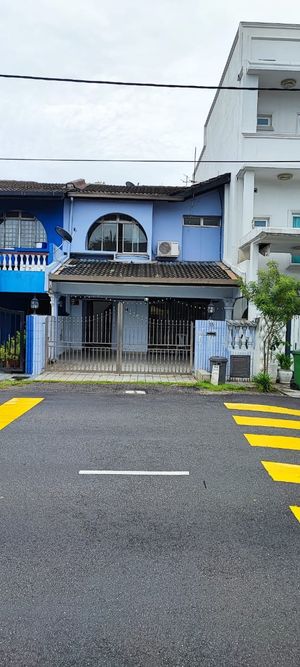 Spacious Double Storey Terrace House with Modern Amenities at Taman Sri ...