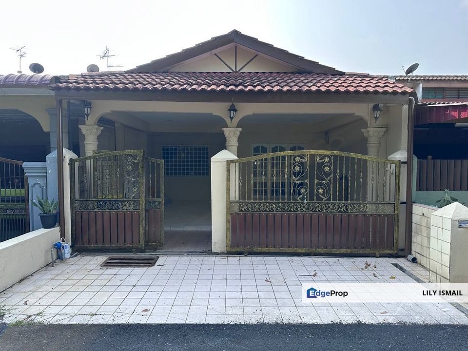 For Sale : Single Storey Terrace Taman Sri putra, Banting for Sale ...
