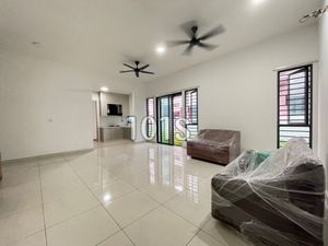 Partially furnish Periwinkle bandar rimbayu kota kemuning for Rental ...