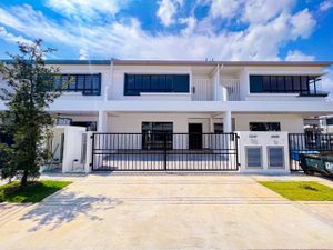 [NON BUMI LOT] Double Storey Superlink House Sejati Lakeside Cyberjaya ...