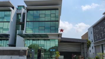 3 Storey Semi D Factory Warehouse Kota Kemuning for Rental @RM27,000 By ...