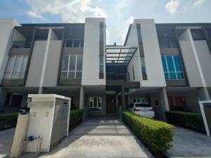 (LOWER UNIT WITH LAKE VIEW) 3 Storey Townhouse Ridgefield Residences, Tropicana Heights, Kajang ...