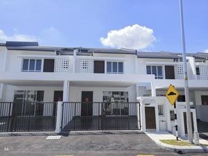 Double Storey Terrace Emilia Lakeside Nilai Impian for Sale @RM550,000 ...