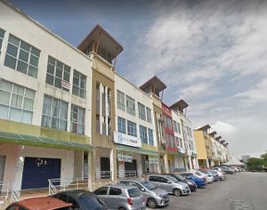 Freehold 3 Storey Shop Lot For Sale @ Bandar Tun Hussein Onn, Cheras ...