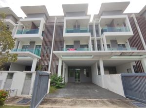 FACING OPEN, 3 Storey Reflexion Pool Villa @ Puchong South for Sale ...