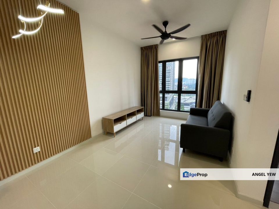 Sunway Velocity Two with retail restaurants and connecting bridge to ...