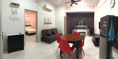 STUDIO UNIT FACING CITY VIEW HIGH FLOOR GOOD LOCATION @ AKADEMIK SUITE ...