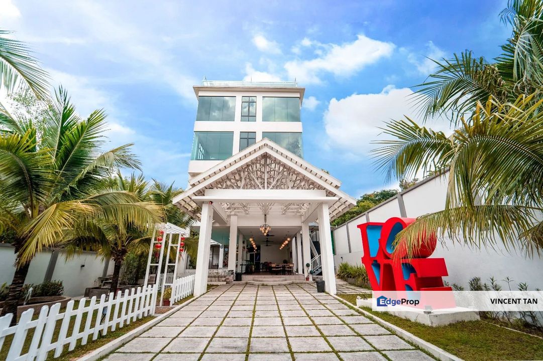 Famous Rawang Bungalow Homestay @ Rawang Perdana. for Sale @RM3,500,000 ...