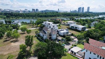 Bungalow 2.5 Storey House Perdana Lakeview East for Sale @RM5,500,000 ...