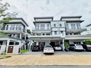Perdana Lakeview East Cyberjaya for Sale @RM1,780,000 By HASLINDA AHMAD ...
