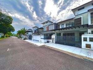 Taman Molek Johor Bahru @ Double Storey Superlink House for Sale @RM950 ...