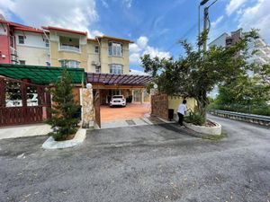 Near MRT Taman Suntex CORNER LOT 3 Storey Taman Sungai Sering, Batu 9 ...
