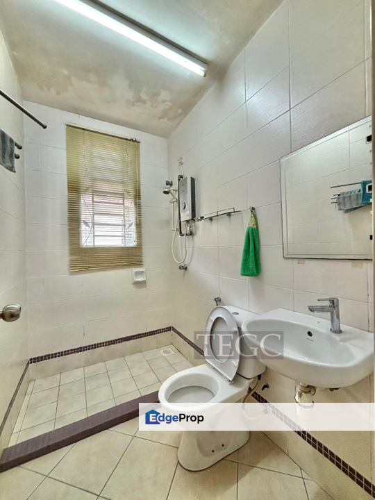 Renovated Bukit Rimau Kemuning Bayu 2 Storey 24x75 Below Market Area ...