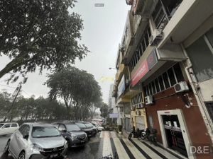 Facing Main Road 4 Storey 22x75 Jalan Batai Laut Taman Intan Klang for ...