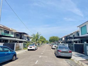 Jalan Bayu 3 Taman Nusa Bayu Iskandar Puteri , Double Storey House ...