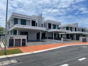 Lake Vicinity@Perdana Lake View East for Sale @RM1,450,000 By JOANNE ...