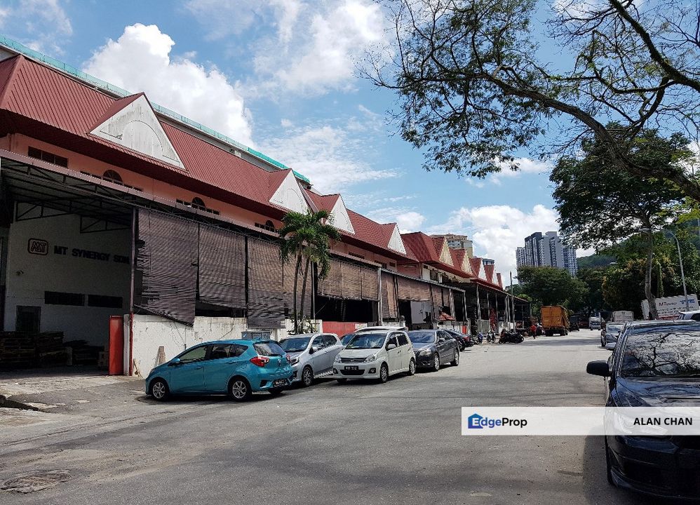 Corner Factory For Rent at Desa Tun Razak, Taman Counnaght, Cheras for ...