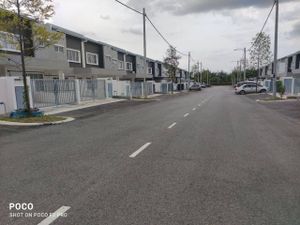 Fully Furnished Double Storey Terrace Laman Haris Puncak Alam for Sale ...