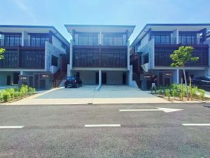 3 Storey Terrace The Mulia Residence Cyberjaya for Sale @RM1,450,000 By ...