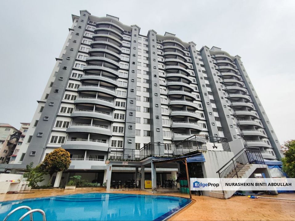 Top Floor Large Unit Casa Suria Condominium Cheras Selangor for Sale ...