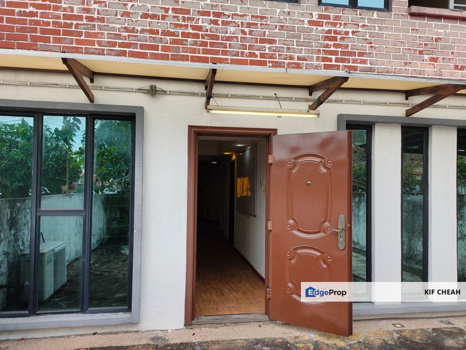 Fully Extended & Renovated 2 storey (22 x 85) SS14 Subang Jaya for Sale ...