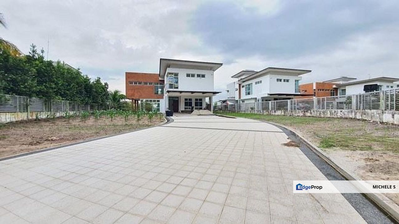 Horizon Hill Jalan Anjung 3 Storey Bungalow GOLF VIEW for Sale @RM5,000 ...