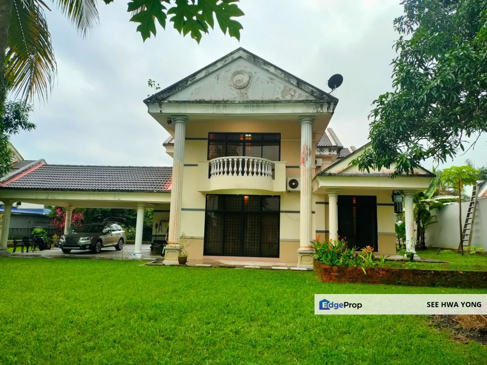 Taman Tanjung Puteri Resort Bungalow @ Pasir Gudang - Golf View ...