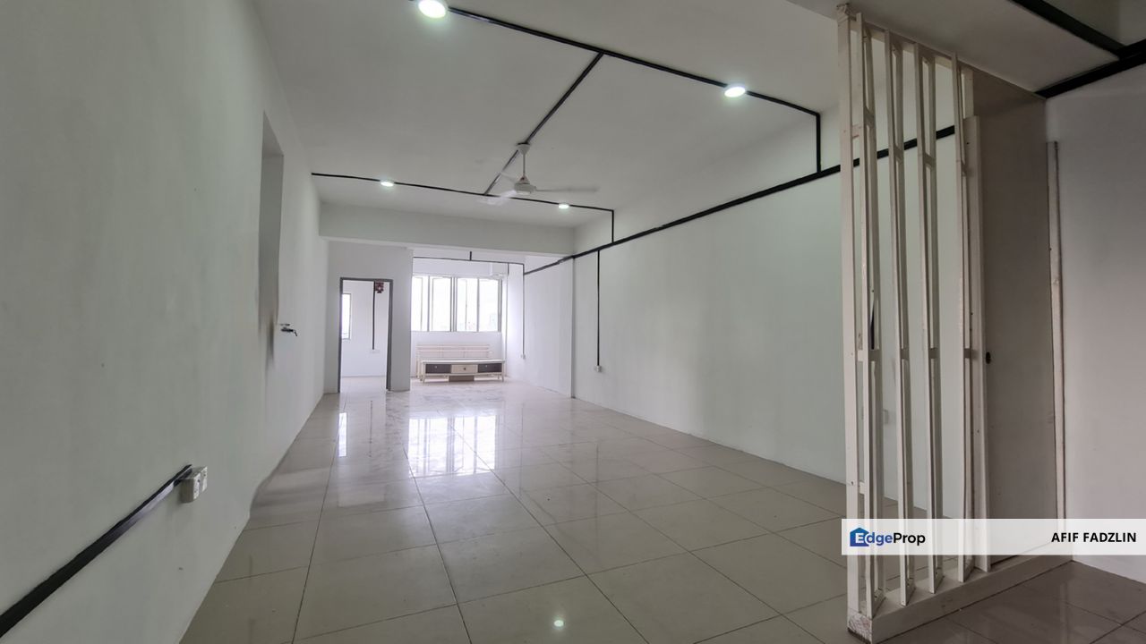 Amazing view, renovated, Lrt, Puchong Intan, Puchong for Sale @RM275 ...