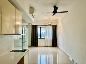 Fully furnished studio at Encorp Strand Residences Kota Damansara for ...