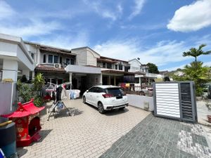 (Renovated Freehold NonBumi) Double Storey Terrace Intermediate Taman ...