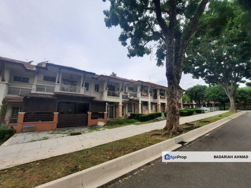 Facing Playground Double Storey Terrace Renovated And Furnish Presint 9 ...