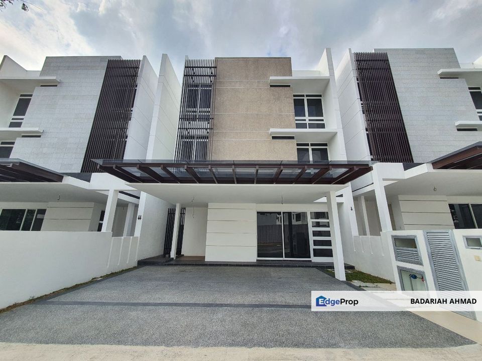 Brand New 3 Storey Hyperlink Duta Villa Presint 14 Putrajaya for Sale ...