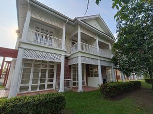 Corner 2.5 Storey Semi Detached Facing Playground Near Lake Presint 18 ...