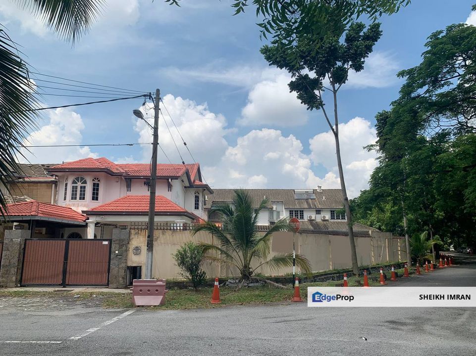 CORNER LOT USJ 5 SUBANG JAYA WITH HUGE EXTRA LAND for Sale @RM1,800,000 By SHEIKH IMRAN ...