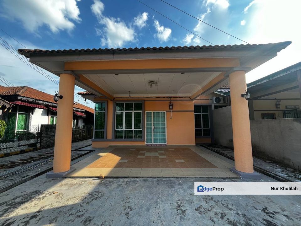 Rumah Semi D CAR PORCH LUAS Taman Seri Sempang Merlimau MELAKA for Sale ...