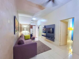 Town House Ground Unit Tasik Puchong Cantik,Full Awning Tile Porch ...