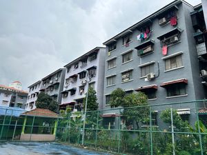 Block 17 Taman Bukit Angkasa Flat Kerinchi Kuala Lumpur For Sale for ...