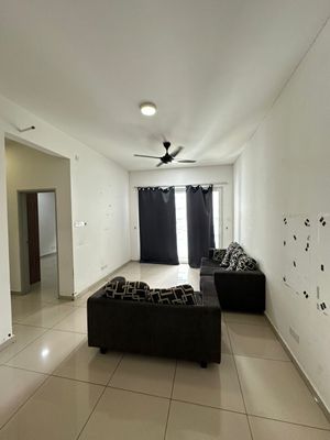Season Luxury Apartment @ Larkin / 2 Bedroom / Partially / For Rent for ...