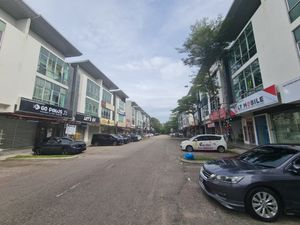 Bandar Baru Permas Jaya , Jalan permas 11/1c 老街坊同排 3 Storey Shoplot for ...