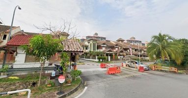 BK9 Senja, Bandar Kinrara Puchong, Near LRT Station 2.5 sty Coner lot ...