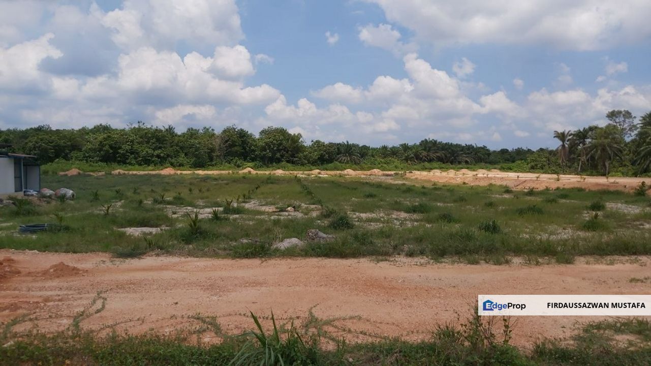 TANAH RATA TEPI JALAN, Bandar Baru Salak Tinggi Near Tabung Haji [2 ...