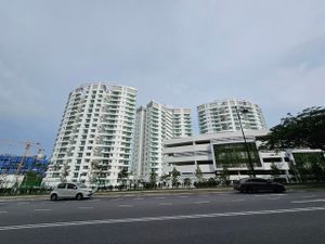 New Condo completed FLORA ROSA Condo Presint 11 near Taman Saujana ...