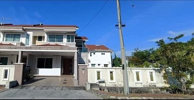 Gate Guard Corner 5 Room Botani Bougainville Palma Gunung Rapat ...
