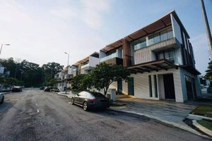 3 Storey Semi-D @ The Maison, Perdana Lakeview East for Sale @RM1 ...