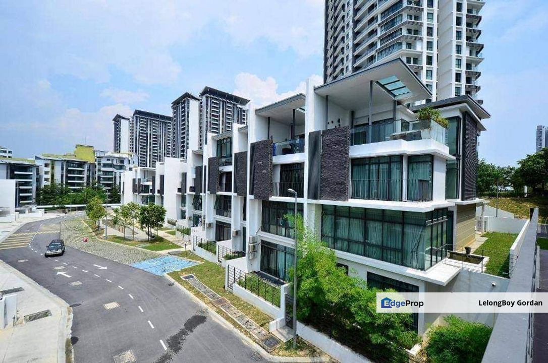 3 Storey Terrace @ Cristal Serin Residence for Sale @RM767,700 By ...