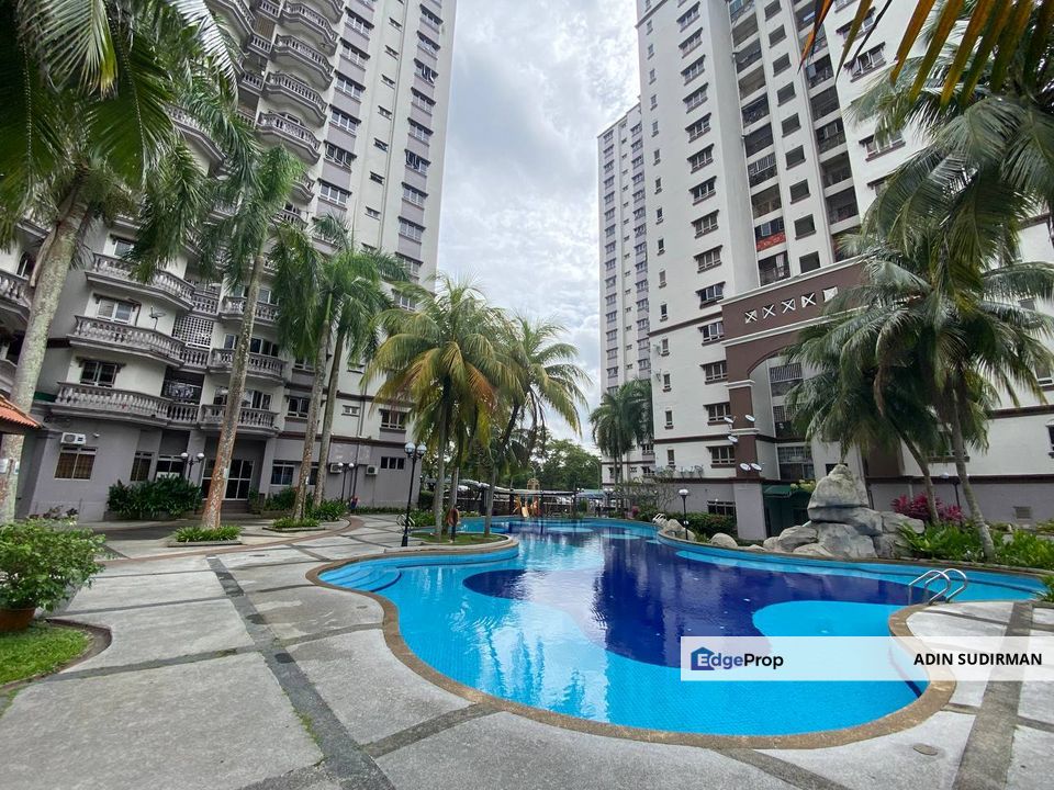 Low Level Condo Corner Unit With Direct Morning Sunlight @ Dwi Mahkota ...