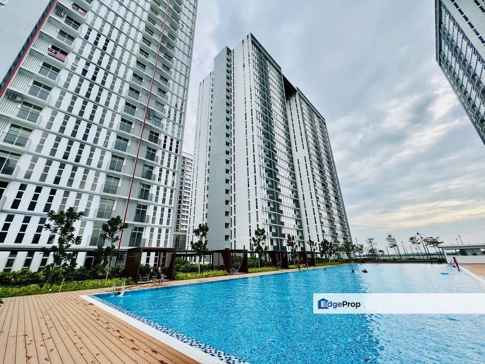 Lakefront Home Condominium, Cyberjaya for Sale @RM460,000 By HASBULLAH ...
