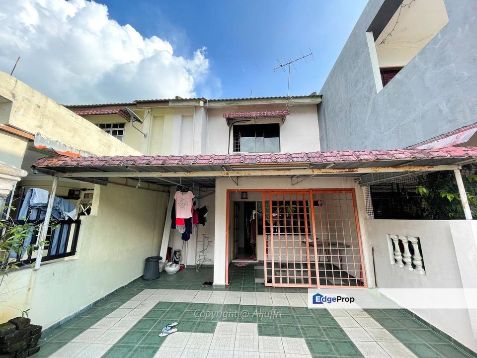 Double Storey Terrace House, Jalan Mawar Taman Puchong Perdana, Puchong ...